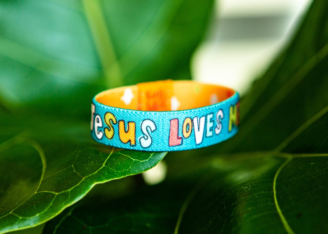 Jesus Loves Me Christian Stretchy Bracelet - Etsy