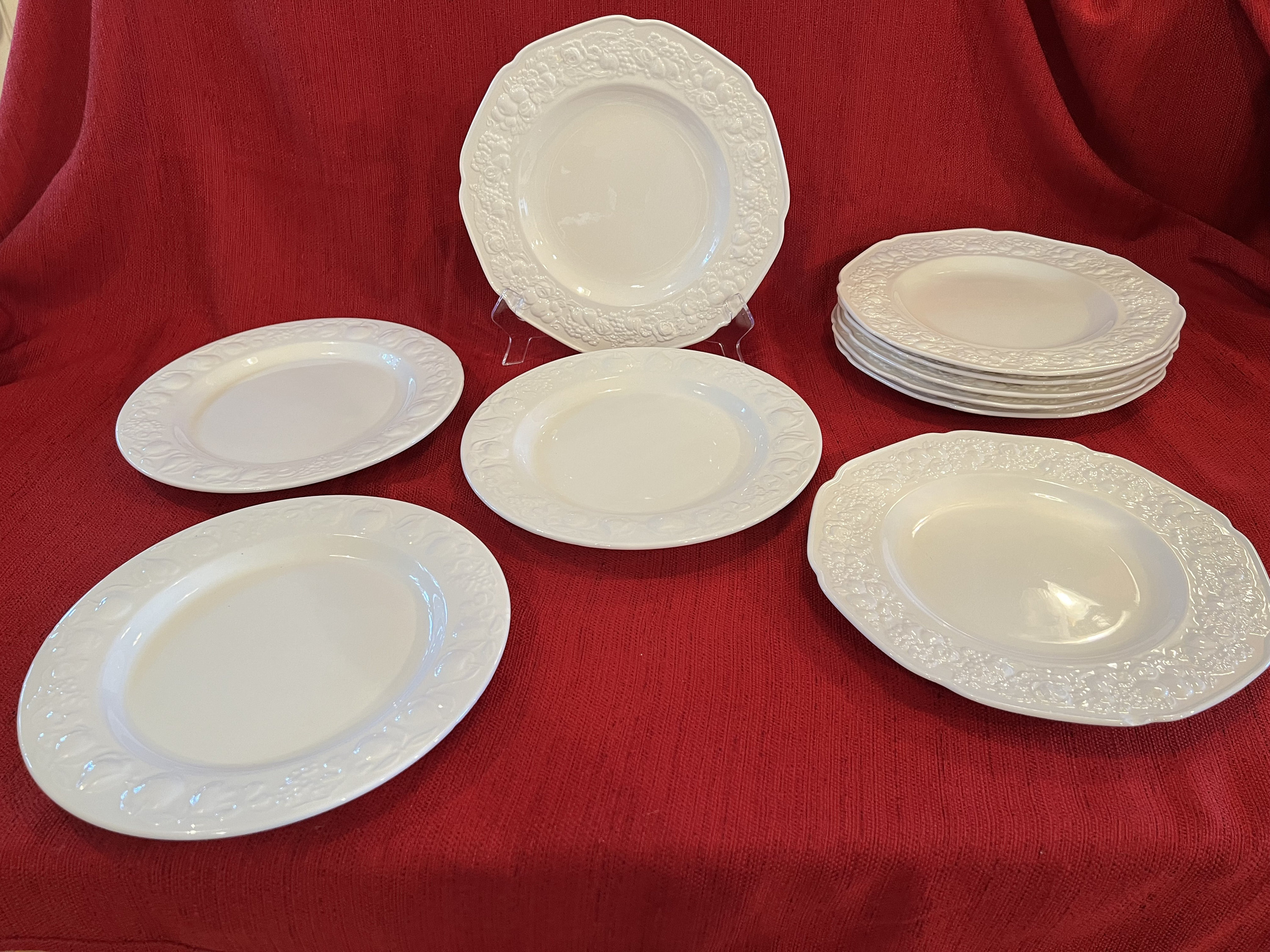 Crown Ducal English Ironstone Florentine White, Embossed Rim, Scalloped ...