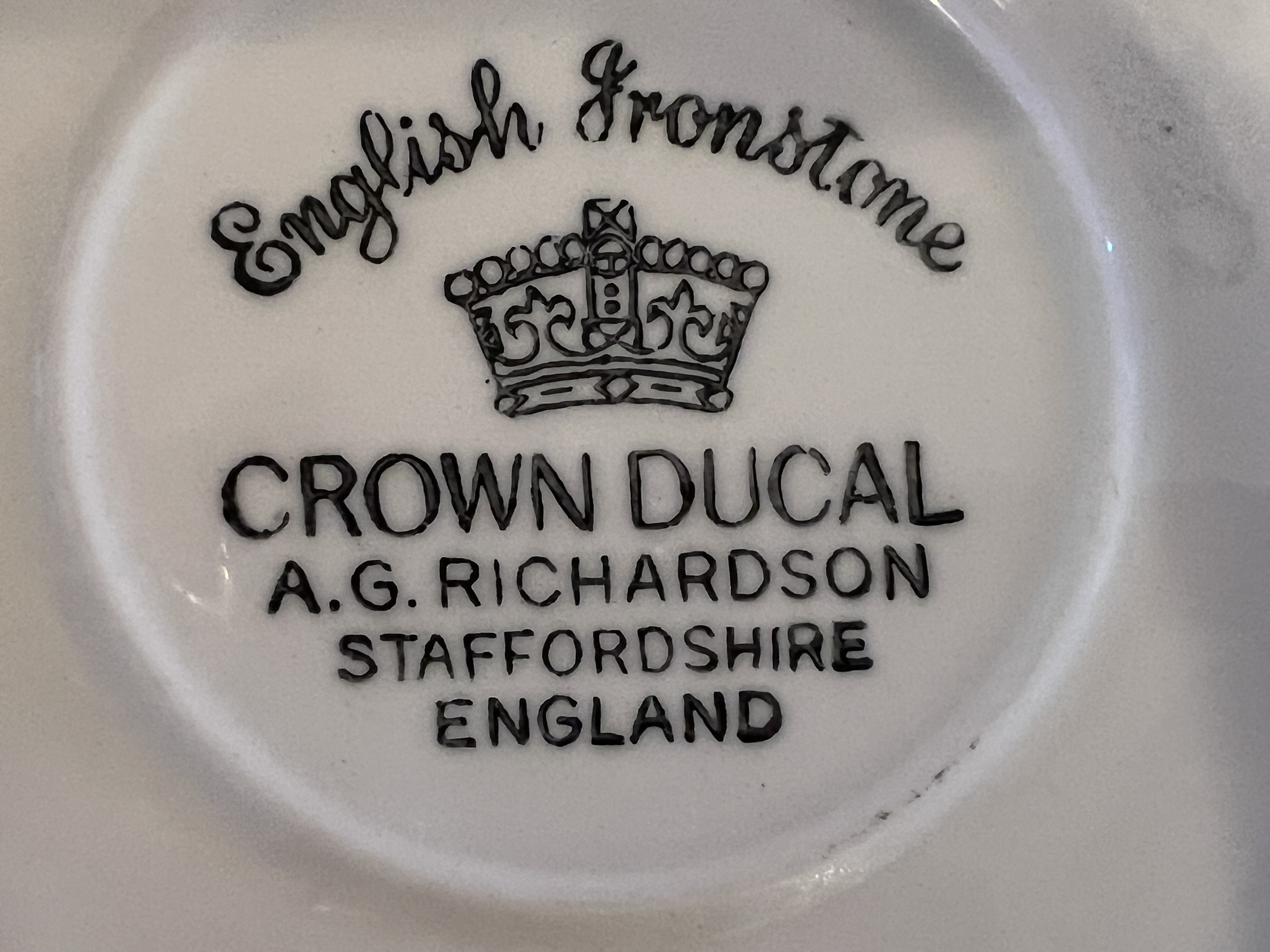 Crown Ducal English Ironstone Florentine White, Embossed Rim, Scalloped ...