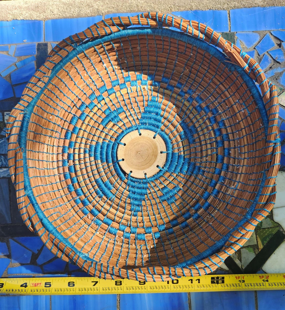 Large 12" Pine Needle Coiled Basket, Hand-made - Etsy