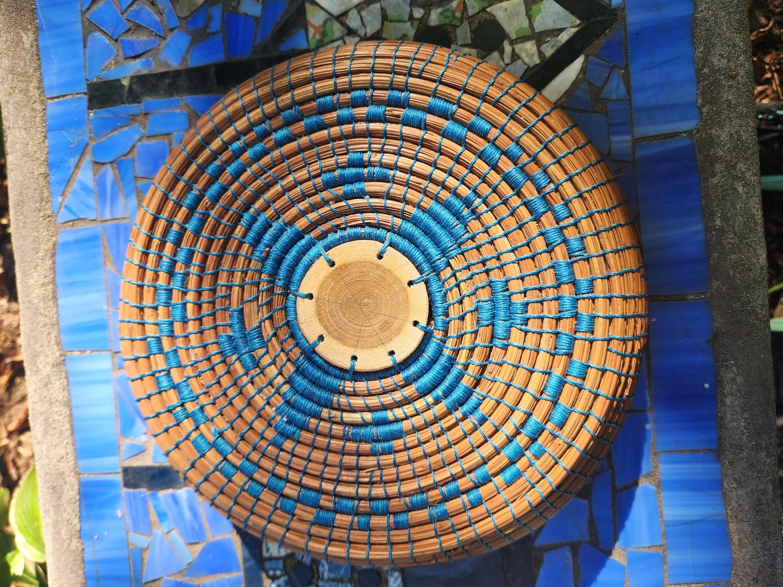 Large 12" Pine Needle Coiled Basket, Hand-made - Etsy