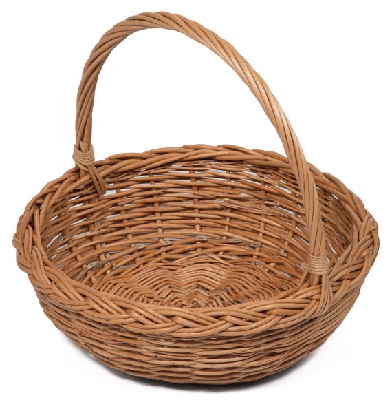Round Wicker basket with handle