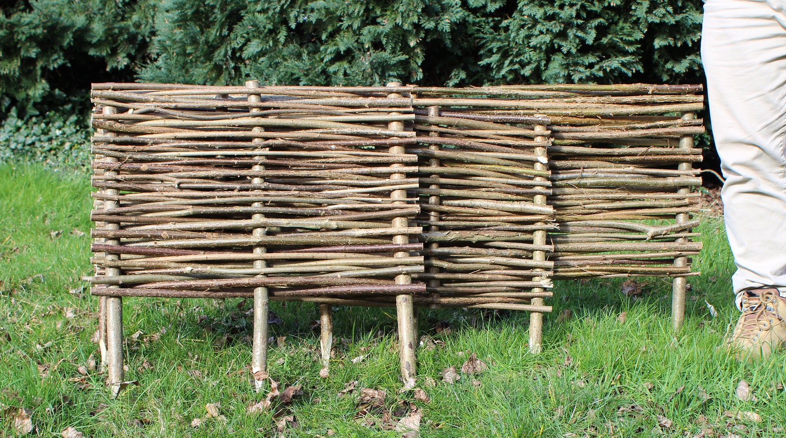 Hazel Wood Lawn Edging Fence 40cm height - Etsy