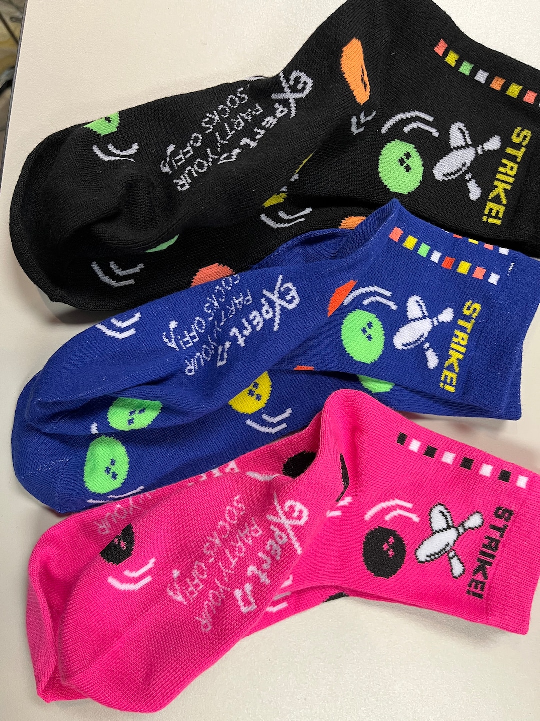 Bowling Socks: Strike Motif - Pink, or Black/pink Fight Breast Cancer ...
