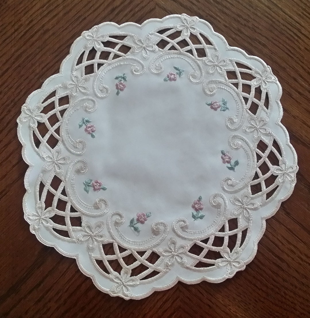 Elegant Doilies, Set of 4 Doilies, Embroidery Lace, 8" Diameter ...