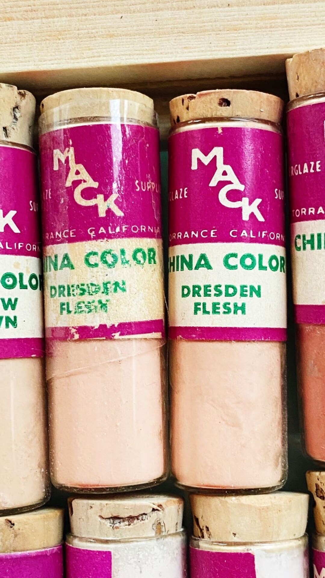Dresden Flesh : Vintage Mack China Color Pigment - Etsy