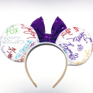 Villains Signatures Autographs Halloween Holiday Inspired Mickey Mouse ...