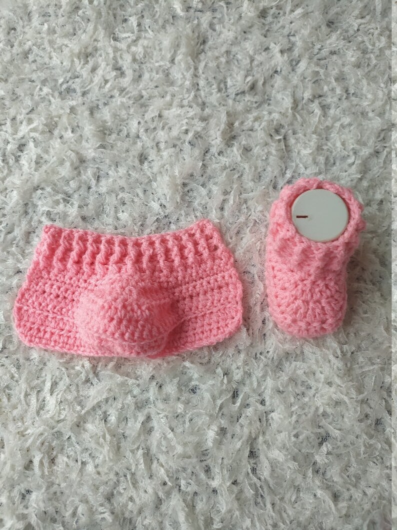 CROCHET PATTERN PDF Crochet Baby Booties Pattern Worked Flat - Etsy