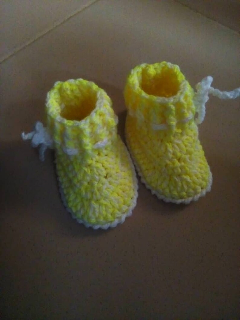 CROCHET PATTERN PDF Crochet Baby Booties Pattern Worked Flat - Etsy