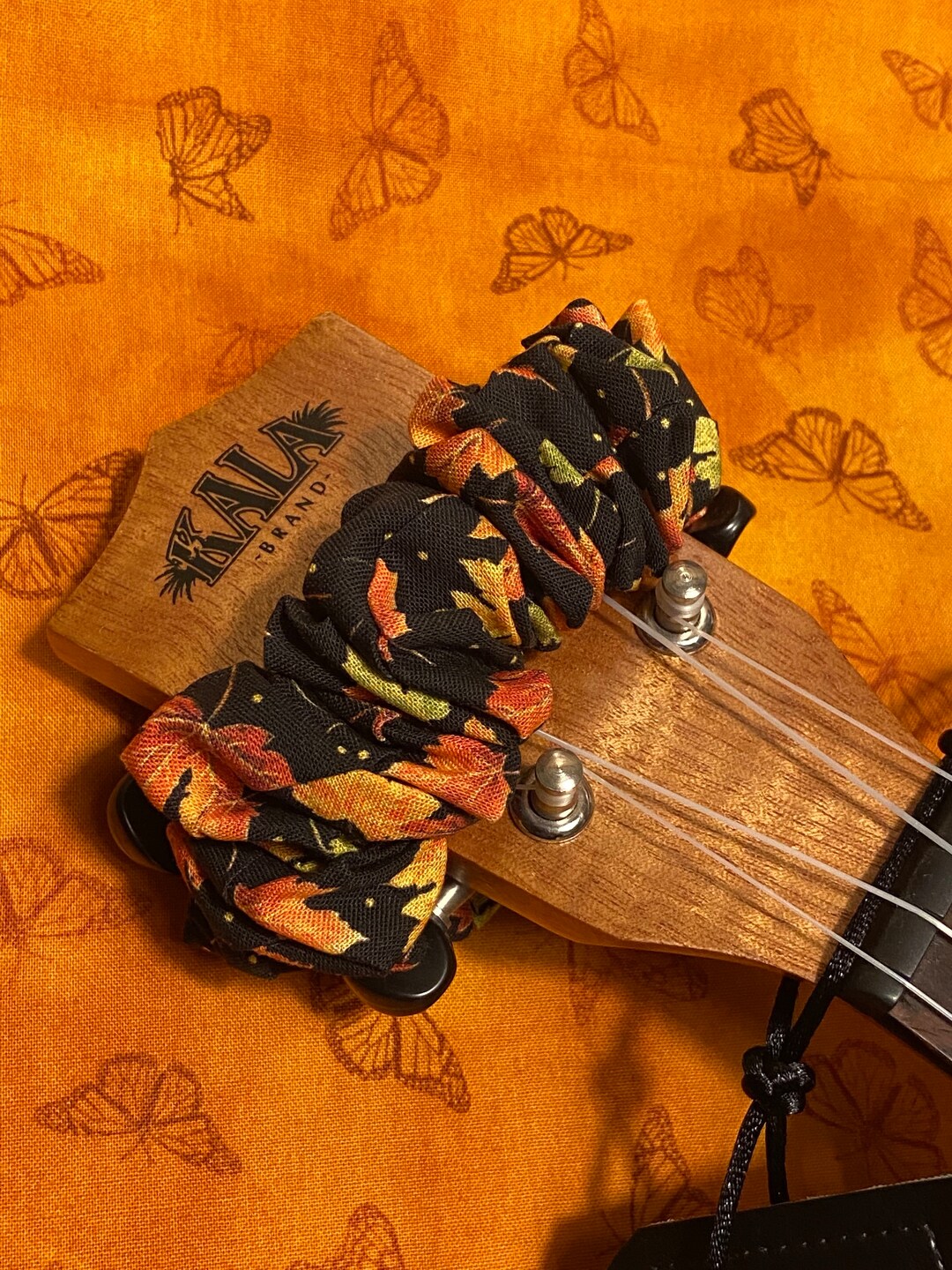 Scrunchie Lei for Your Ukulele, Choose Any Fabric, Ukulele Scrunchie ...