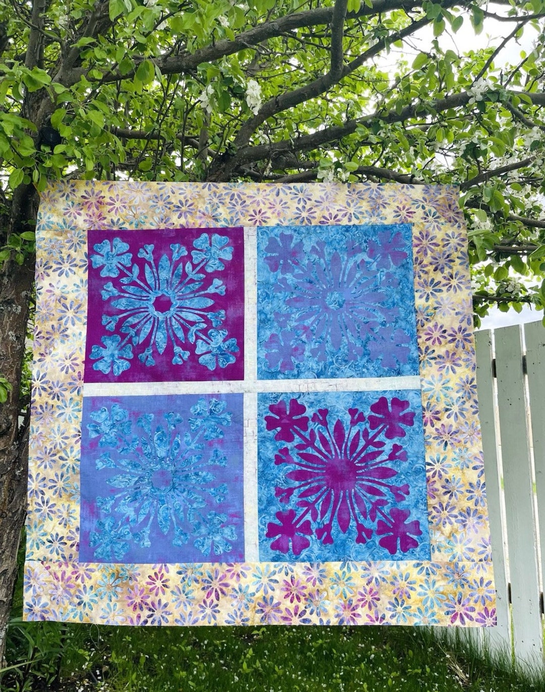 Hawaiian Applique Quilt / Wall Hanging / Bali Batik - Etsy