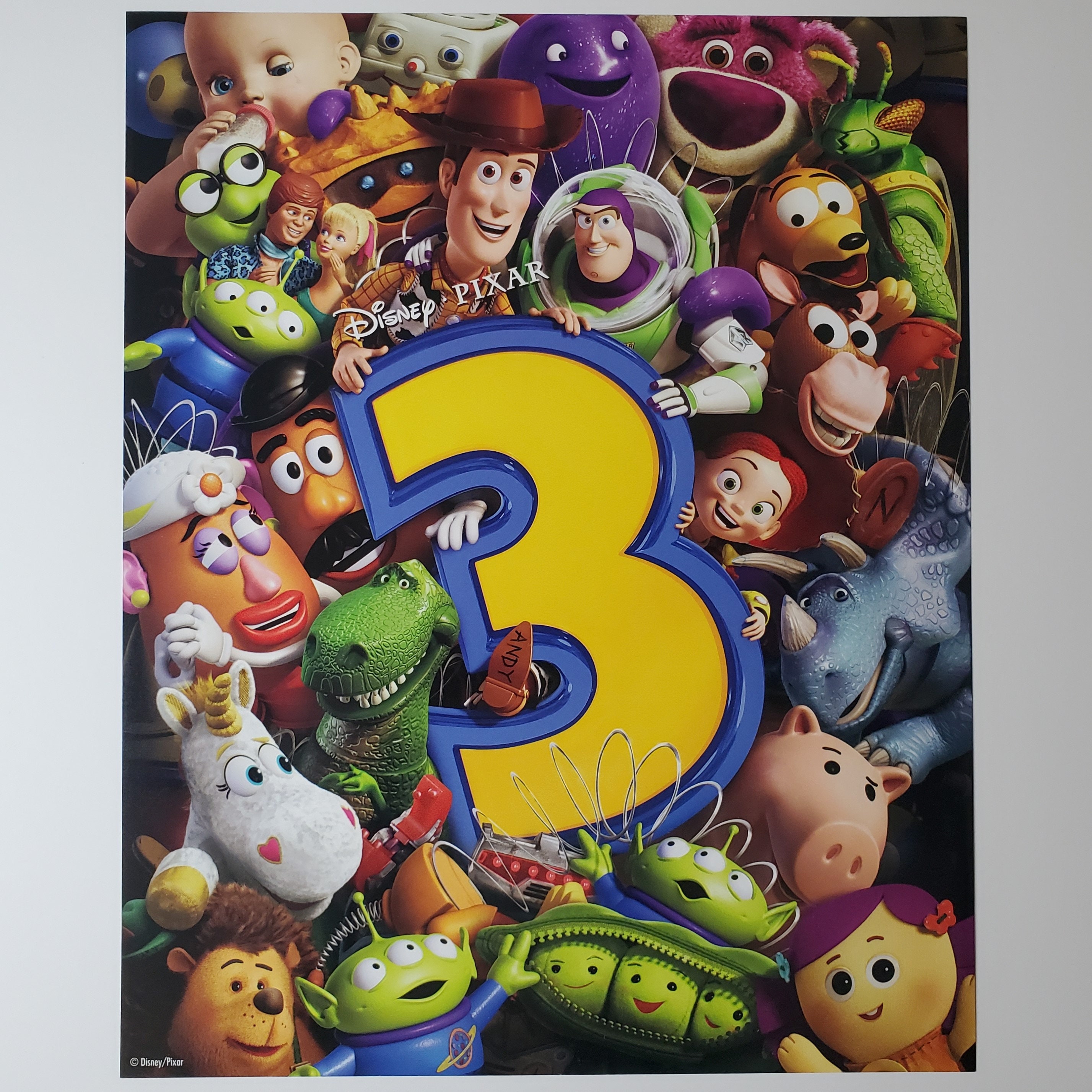 Disney Pixar Posters Toy 👨🏻🎨 How To Design Movie Posters: