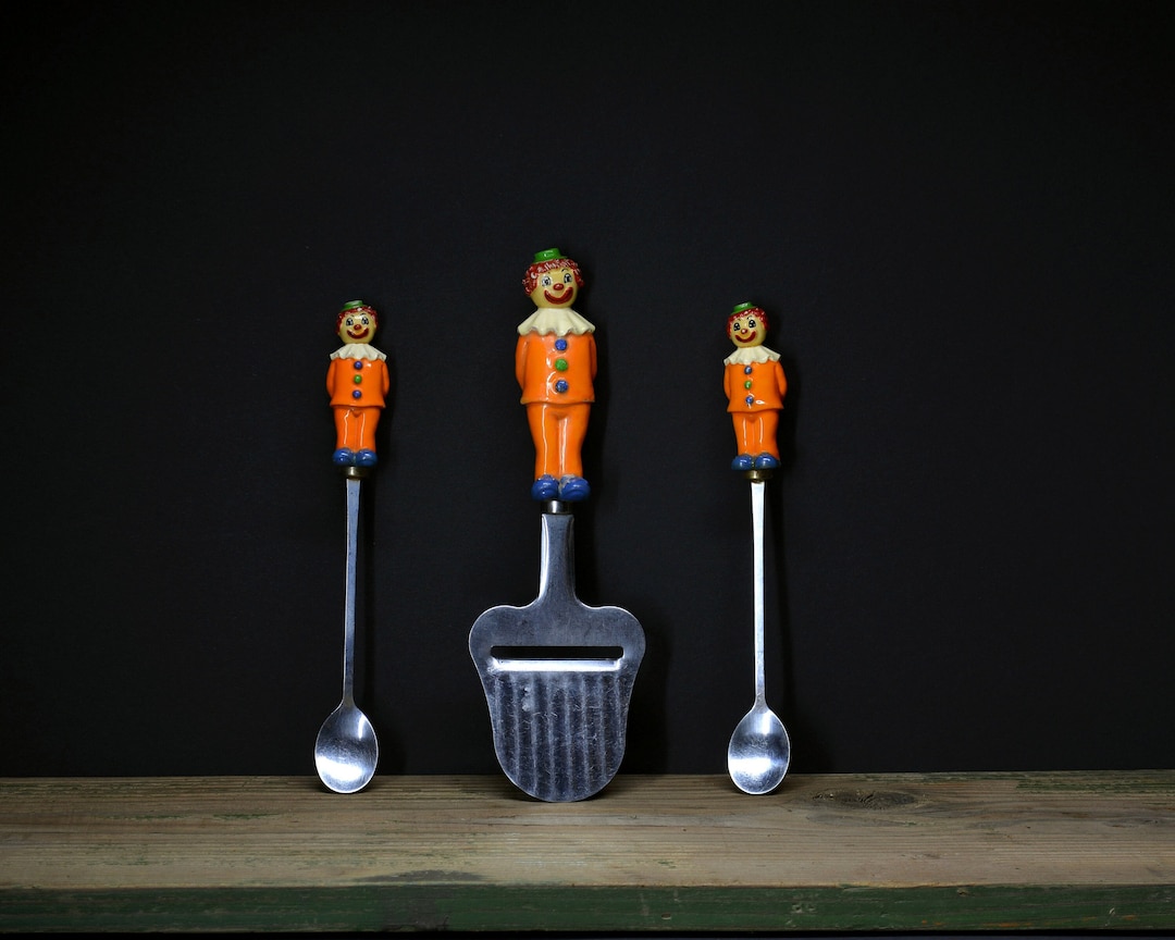 2 Sagaform Novelty Clown Ice Cream Spoons and Cheese Spatula Slicer ...