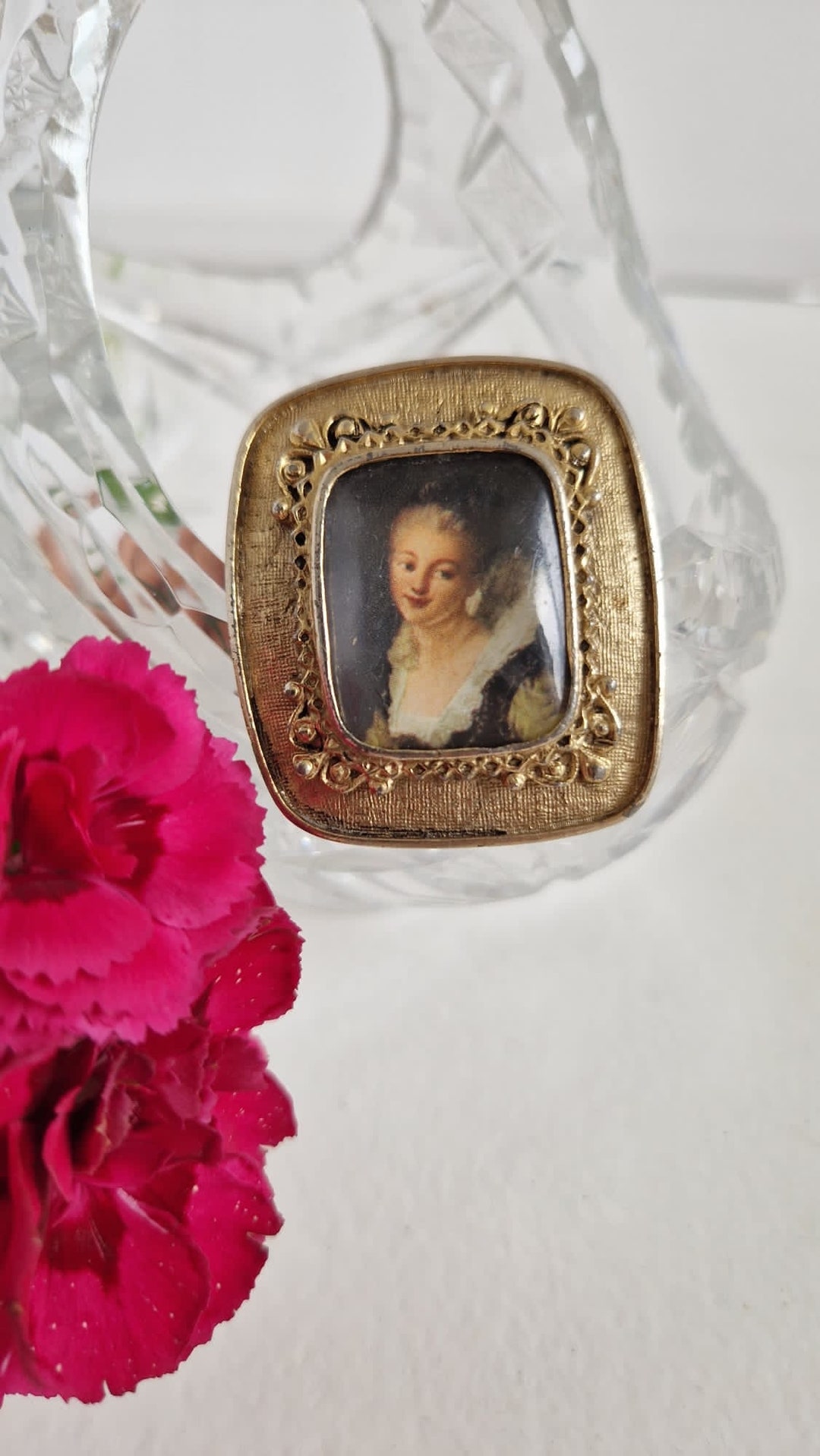 Vintage Portrait Frame Brooch, Pin With Photo Insert - Etsy