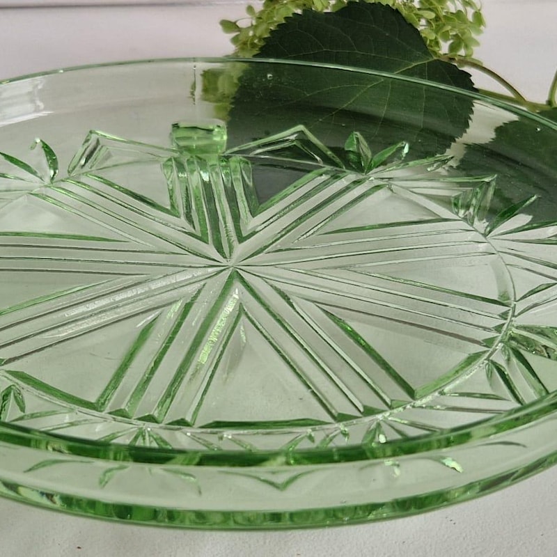 Green Footed Cake Stand - Etsy UK