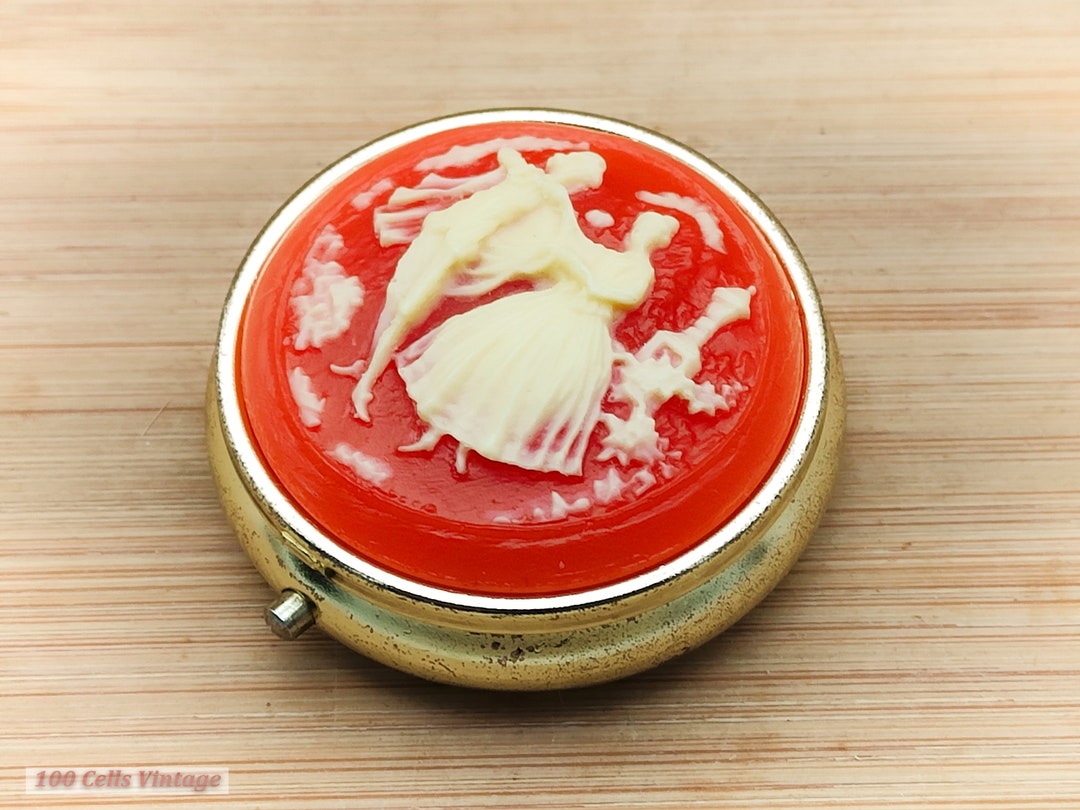 Red/orange Cameo Style Resin (5cm)-vintage Trinket/pill/snuff Box 0gr ...