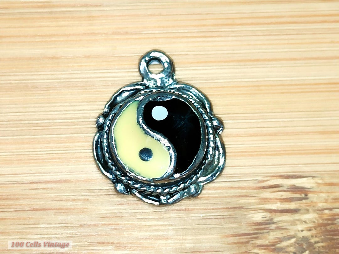 Yin Yang Tiny Silver Tone Yellow Black-1cm-vintage Pendant Charm for ...