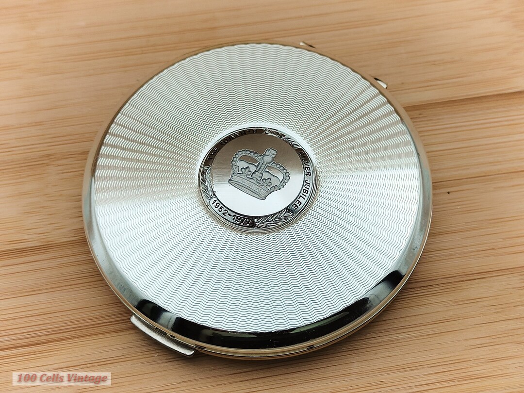 Stratton Queen Elizabeth II Silver Jubilee-vintage Ladies Powder ...