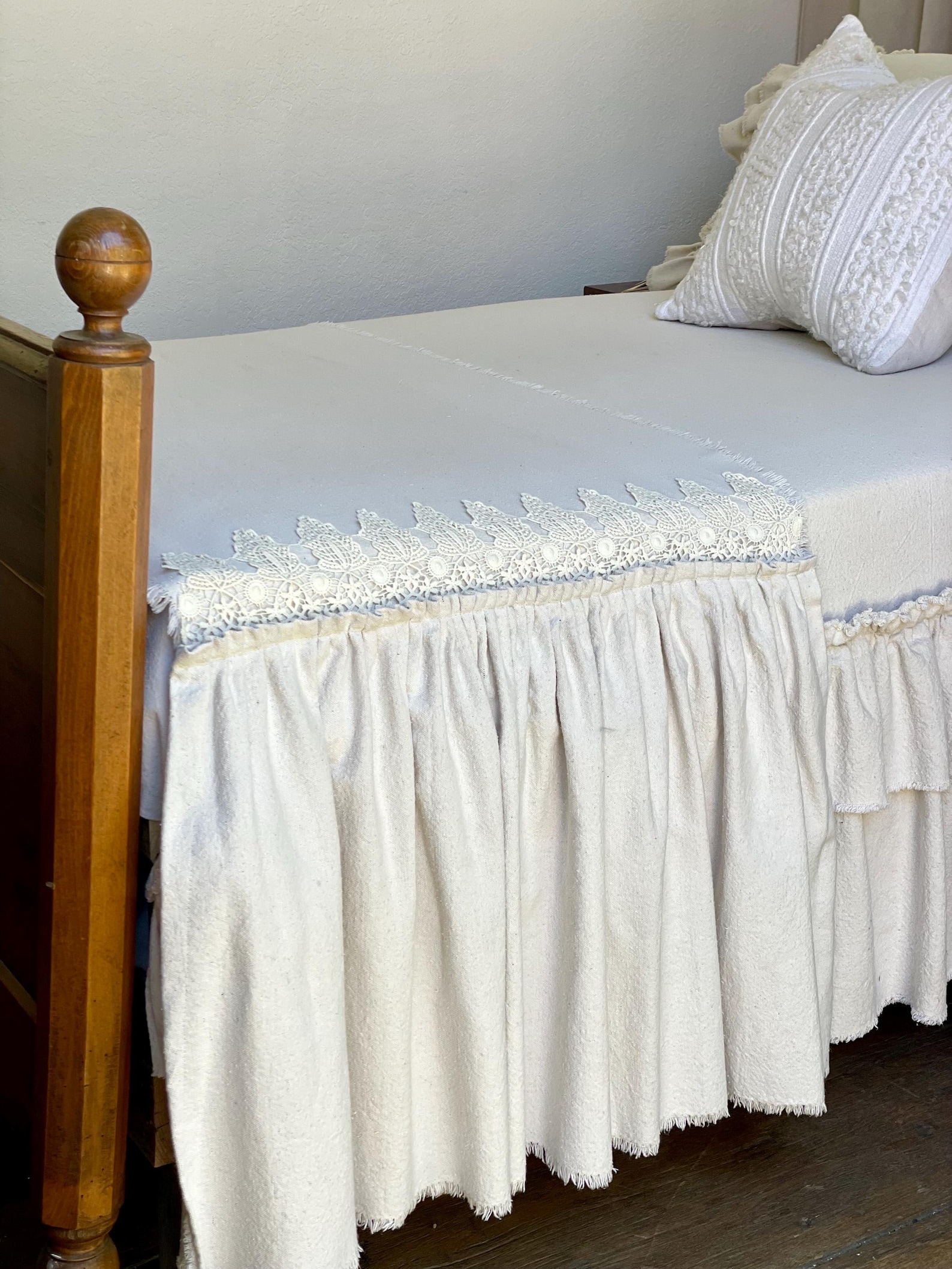 Custom Bed Scarf With Elegant Cotton Lace|bed Runner With Long Ruffle ...