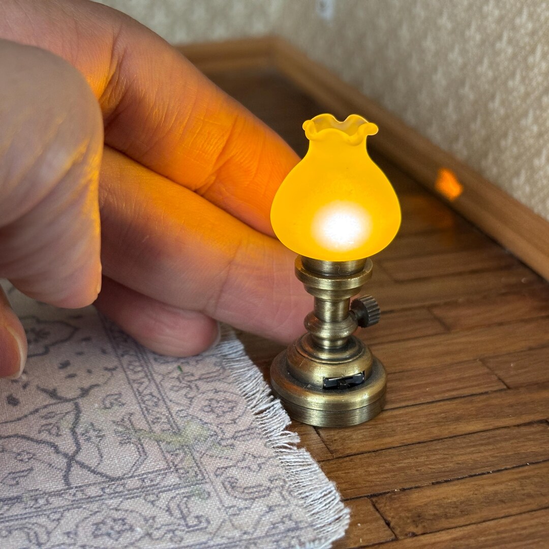 1:12 Scale Brass Tulip Table Lamp, Miniature Bedroom Light, Book Nook ...
