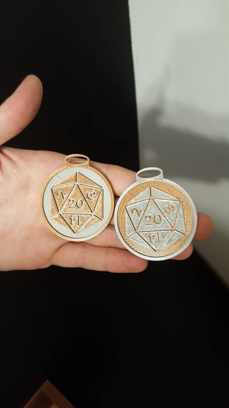 3D Printed D20 Token With 2 Colors and a Loop for Keychain or - Etsy