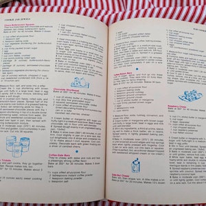 Family Circle Illustrated Library of Cooking - Copyright 1972, Volume 5 ...