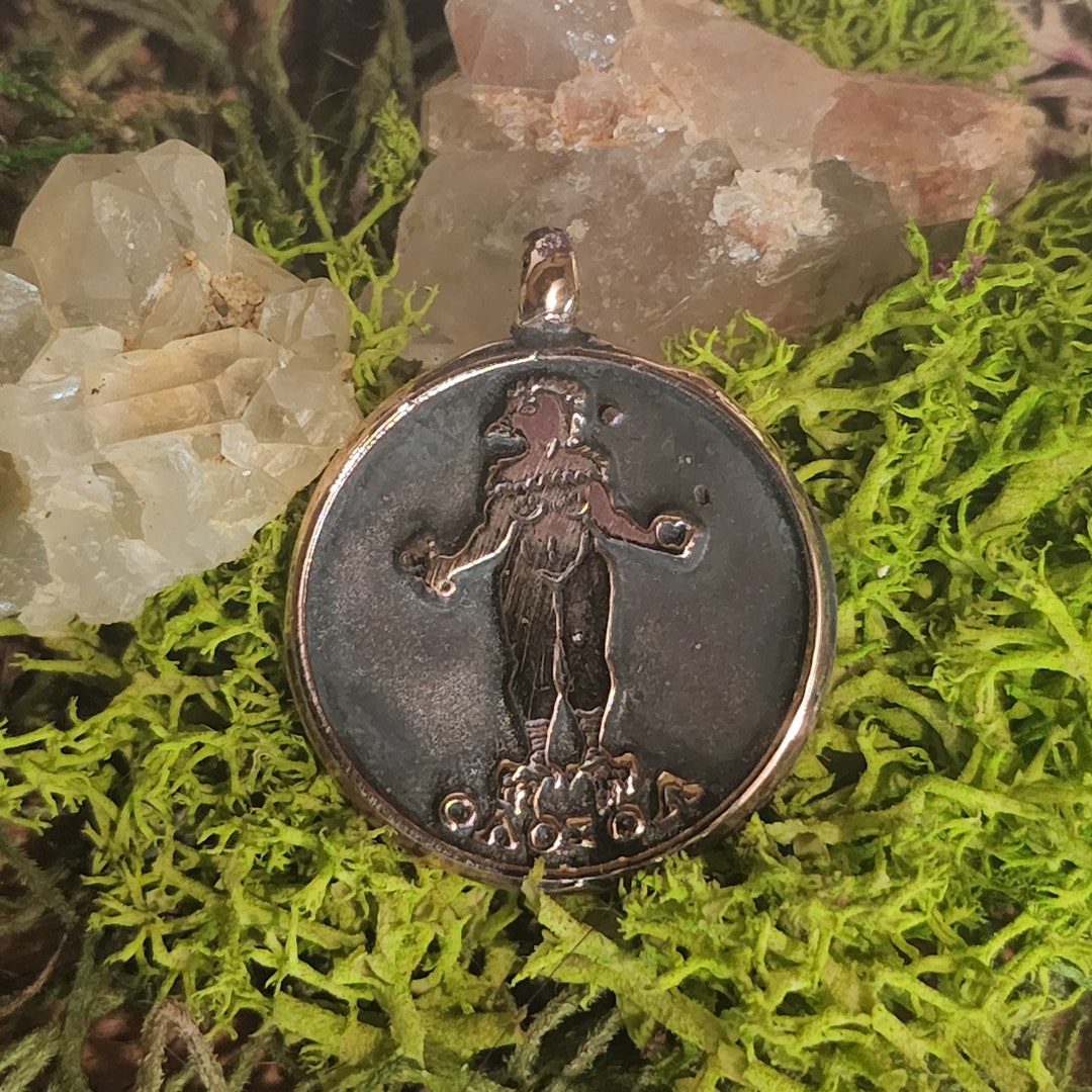 Consecrated Venus in Taurus Picatrix Image of Venus Two Sided ...