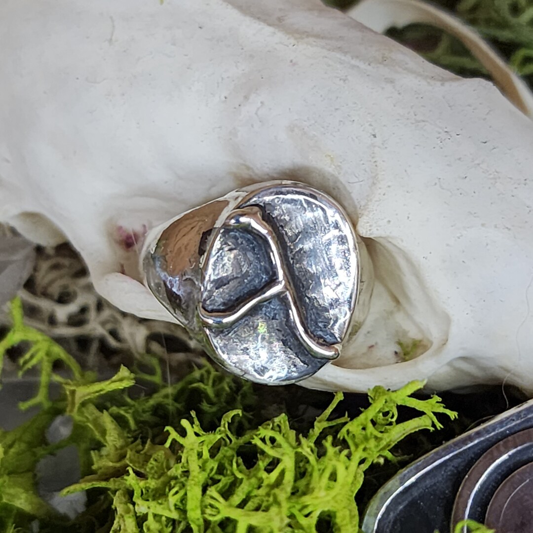 Lambda Signet Ring -- Pride 2023 -- Pinky Ring -- Gay Pride - Etsy