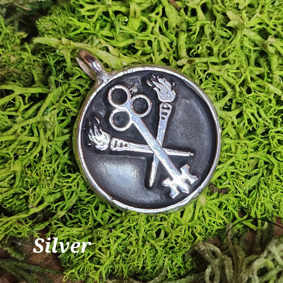 Hekate Key and Torches Devotional Pendant - Etsy
