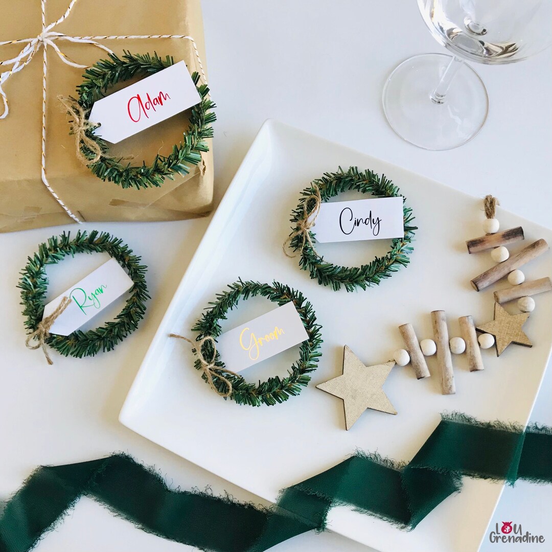 Mini Wreath Place Cards, Christmas Place Card, Custom Name Card ...