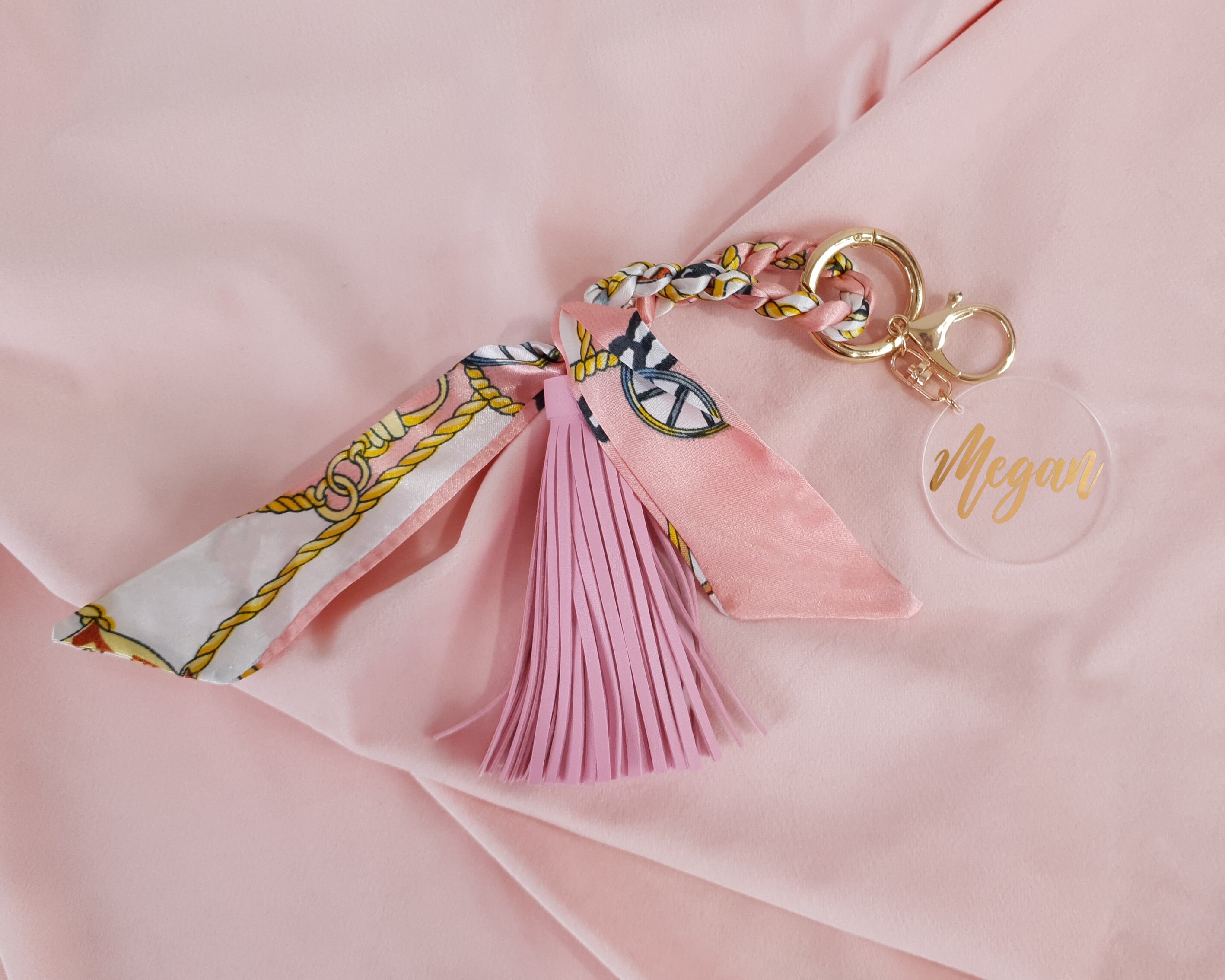 customised-pink-keychain-with-name-plate-keychain-with-name-tag