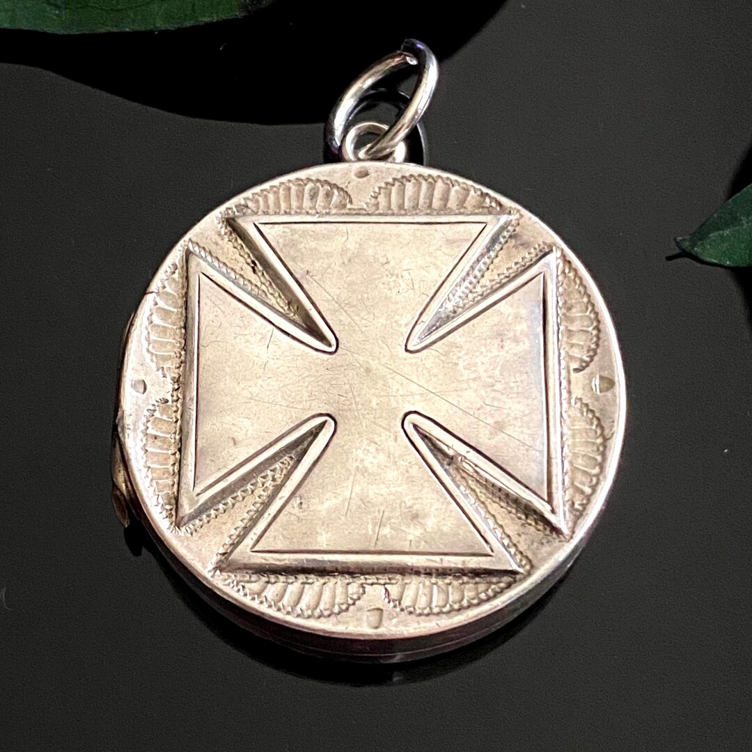 Antique Victorian English Sterling Silver Round Maltese Cross Locket ...