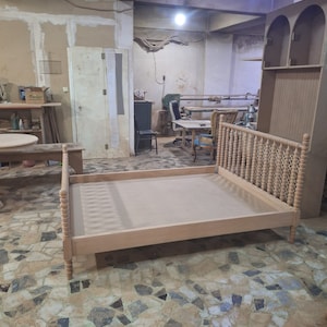 Handmade Spool Bed - Jenny Lind Spindle Bed Custom Size and Color - Etsy