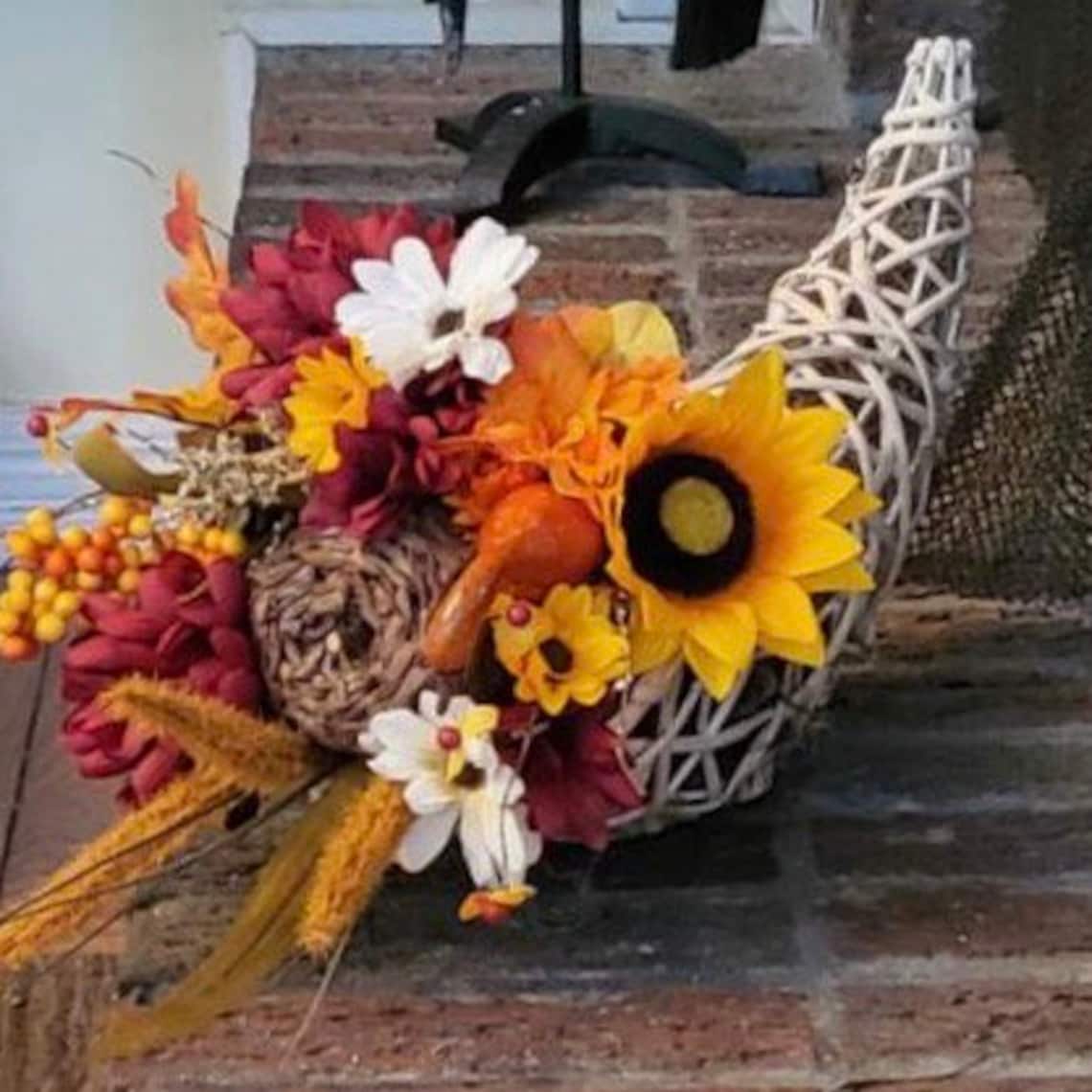 Cornucopia, Horn of Plenty, Fall, Autumn, Harvest, Thanksgiving, Floral ...