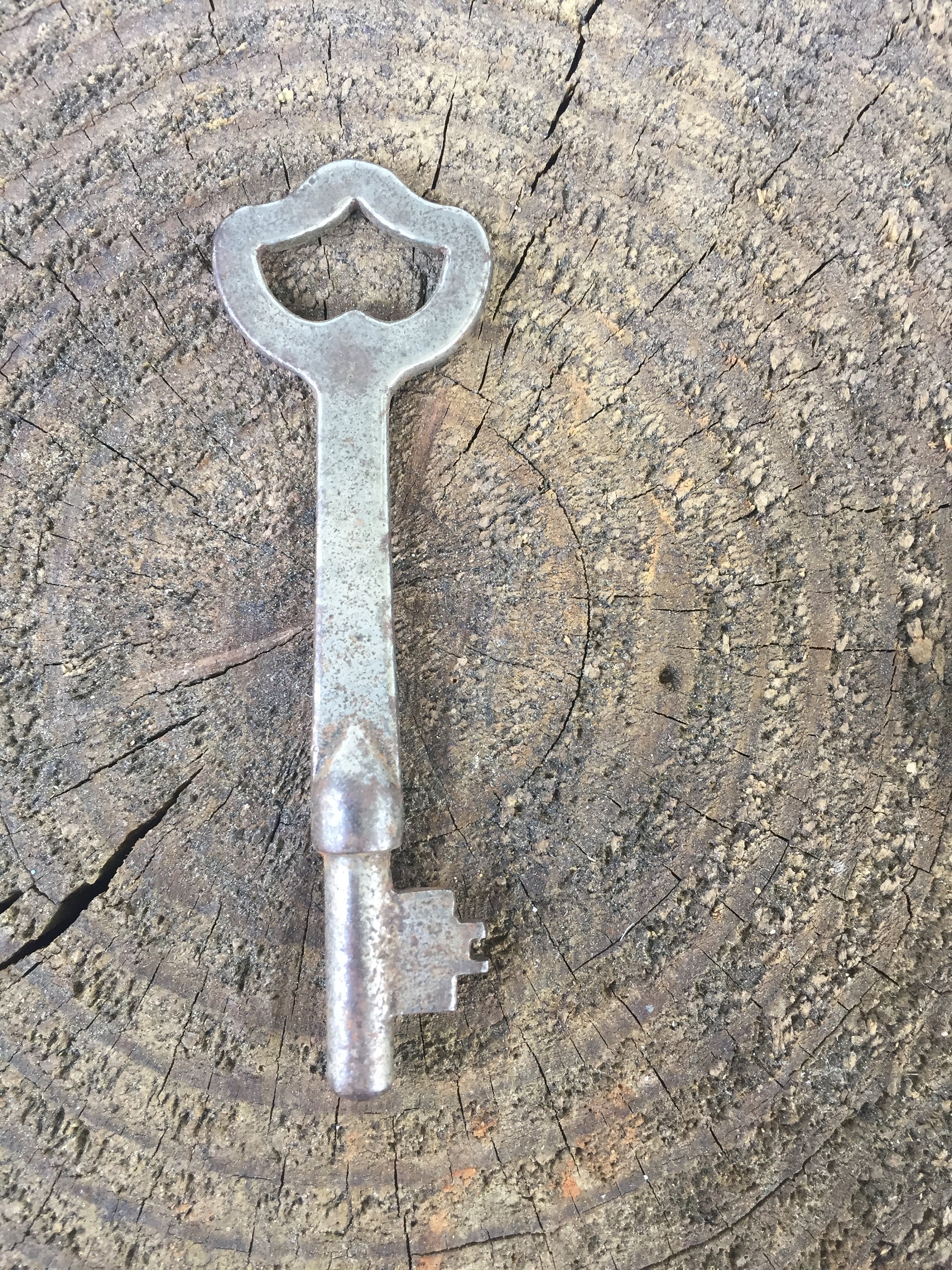Lot of 4 Amazing Vintage Keys, Keys, Key to My Heart, Skeleton Keys ...
