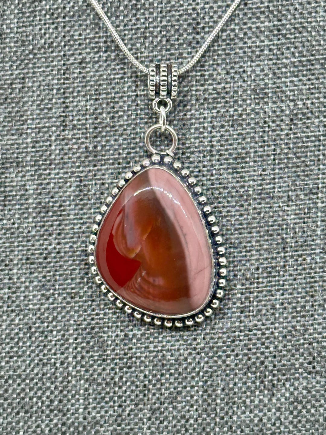 Natural Pink and Rusty Red Mookaite Oval Pendant Necklace on Silver - Etsy
