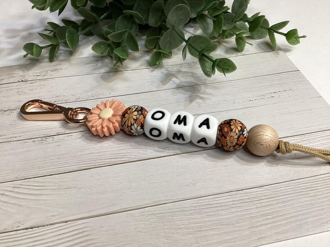Oma Flower Fall Peach Floral Keychain // Wheat Daisy Keychain // Oma ...