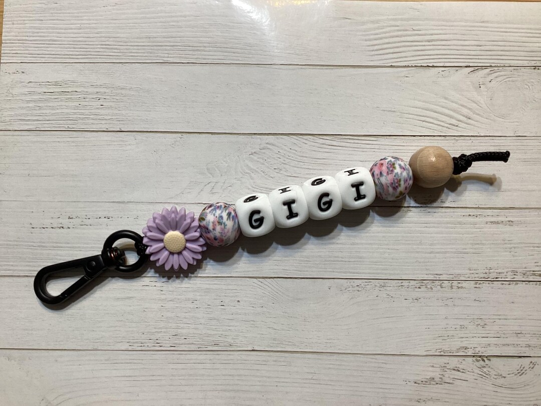 Gigi Purple Lilac Floral Gigi Keychain With White Block Letters ...
