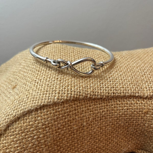 Infinity Knot Bangle - Etsy