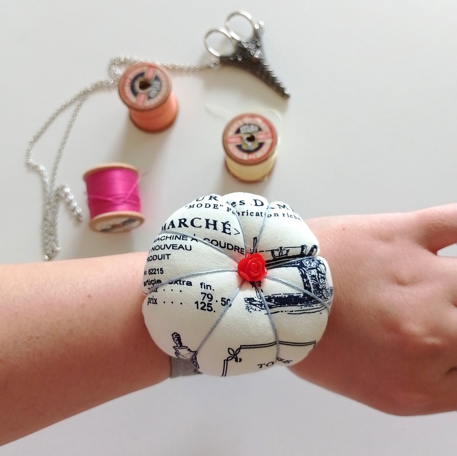 6 Novelty Design Pincushions Handmade 100% Cotton in the Shape of Wrist ...