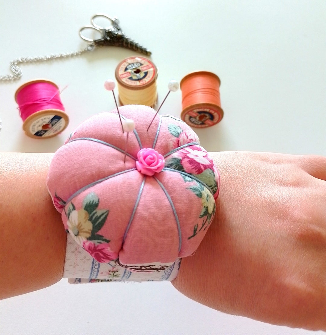 6 Novelty Design Pincushions Handmade 100% Cotton in the Shape of Wrist ...