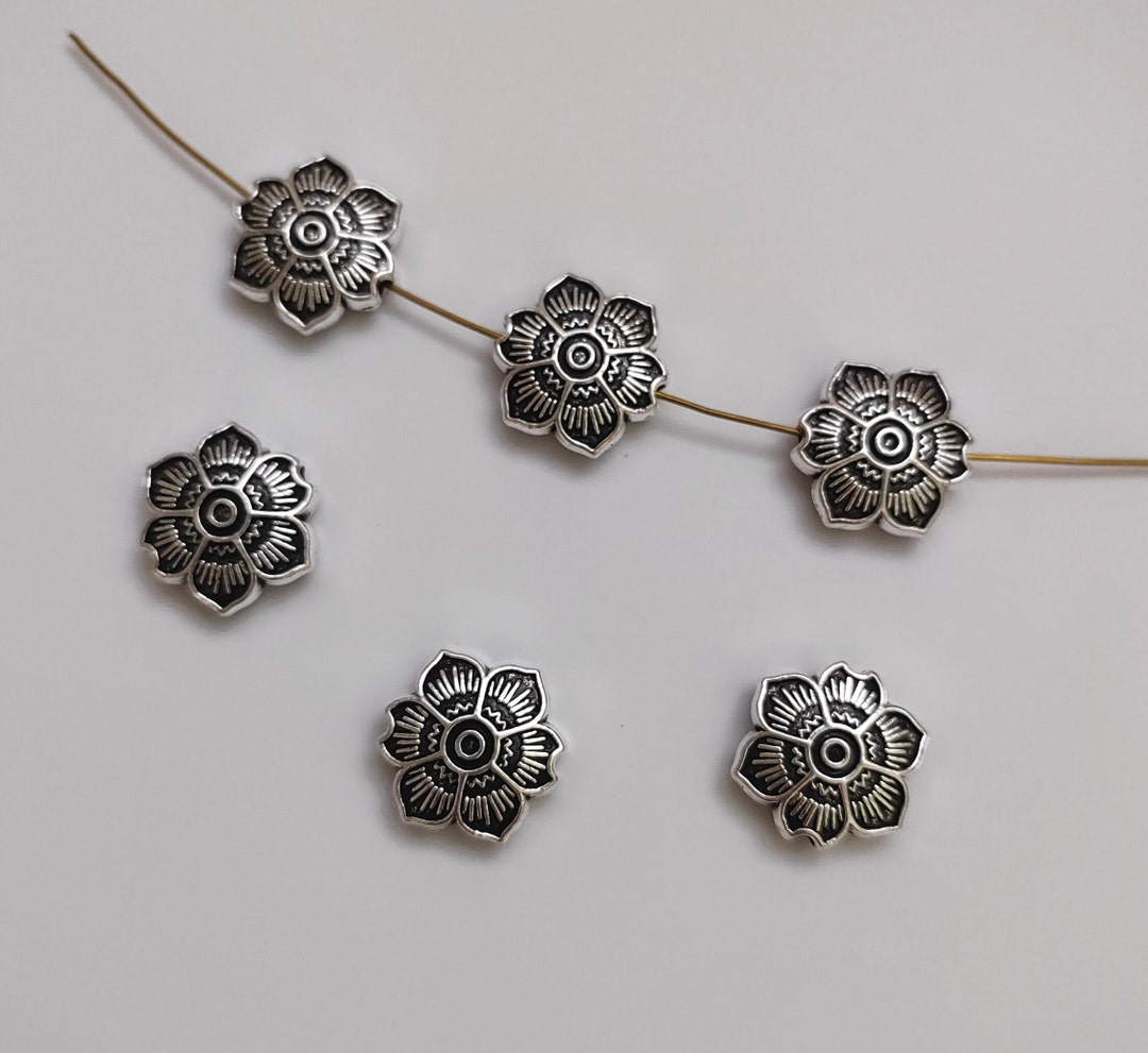 15mm Double Sided Flower Pattern Flat Beads. Antique Silver Flat Metal ...