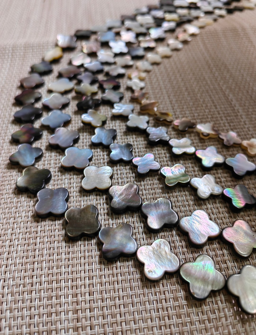 1 Full Strand Shell Four Leaf Clover Beads, Black Lip Shell Clover ...