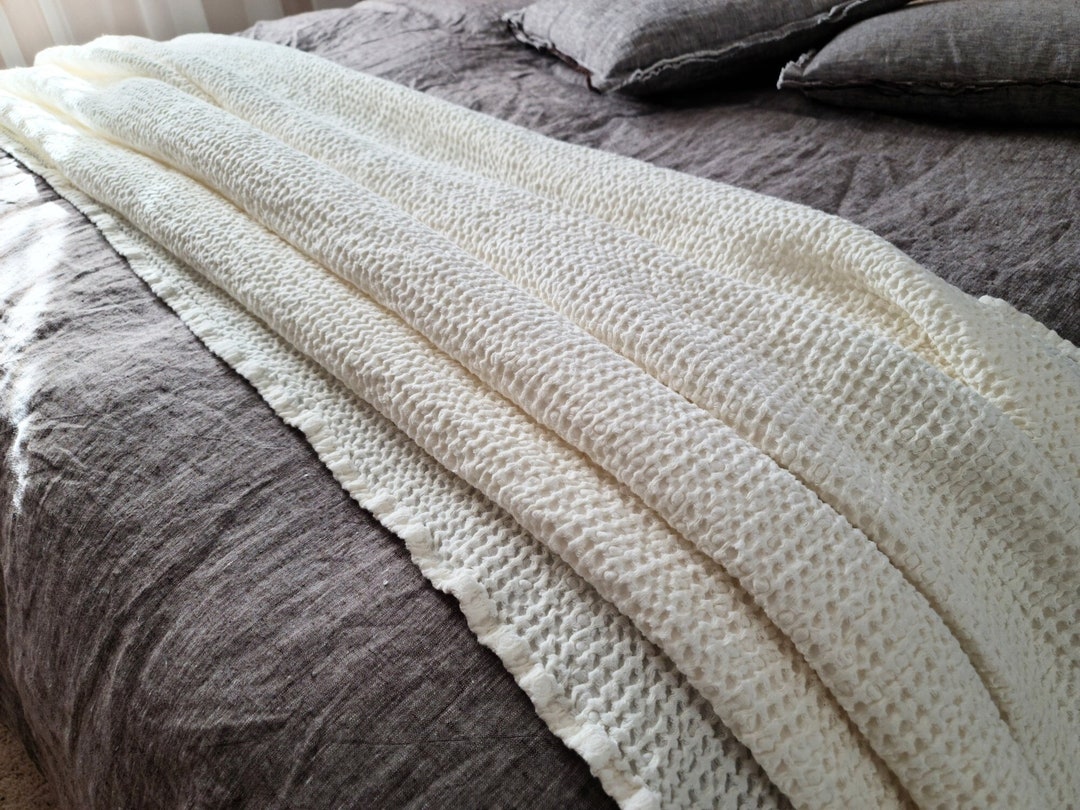 Waffle Linen Blanket, Honeycomb Textured Throw Blanket is a Great ...