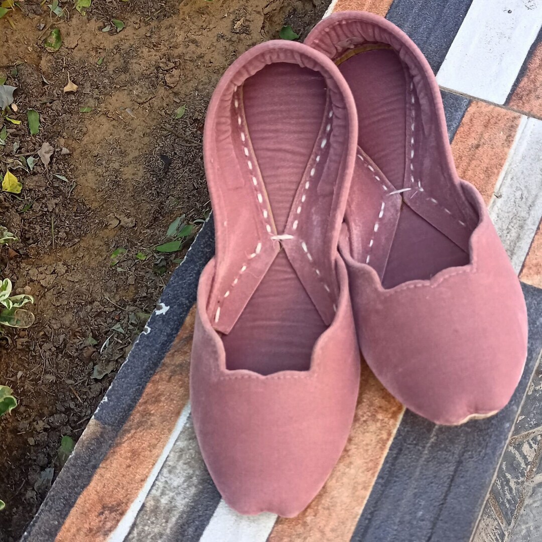Nude Pink Elegance Handmade Jutti For Ladies Punjabi Jutti For Women Leather Shoes