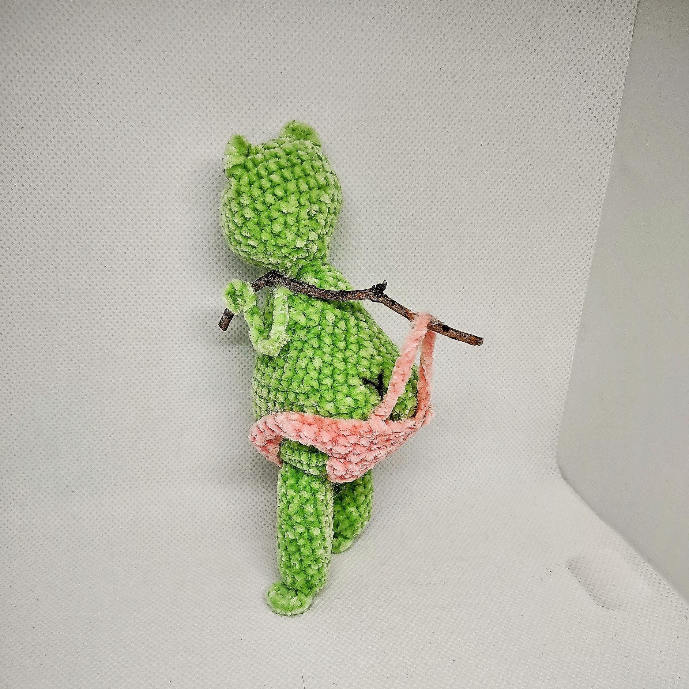 Crochet Pattern Frog Carrying Booty Meme Amigurumi - Etsy