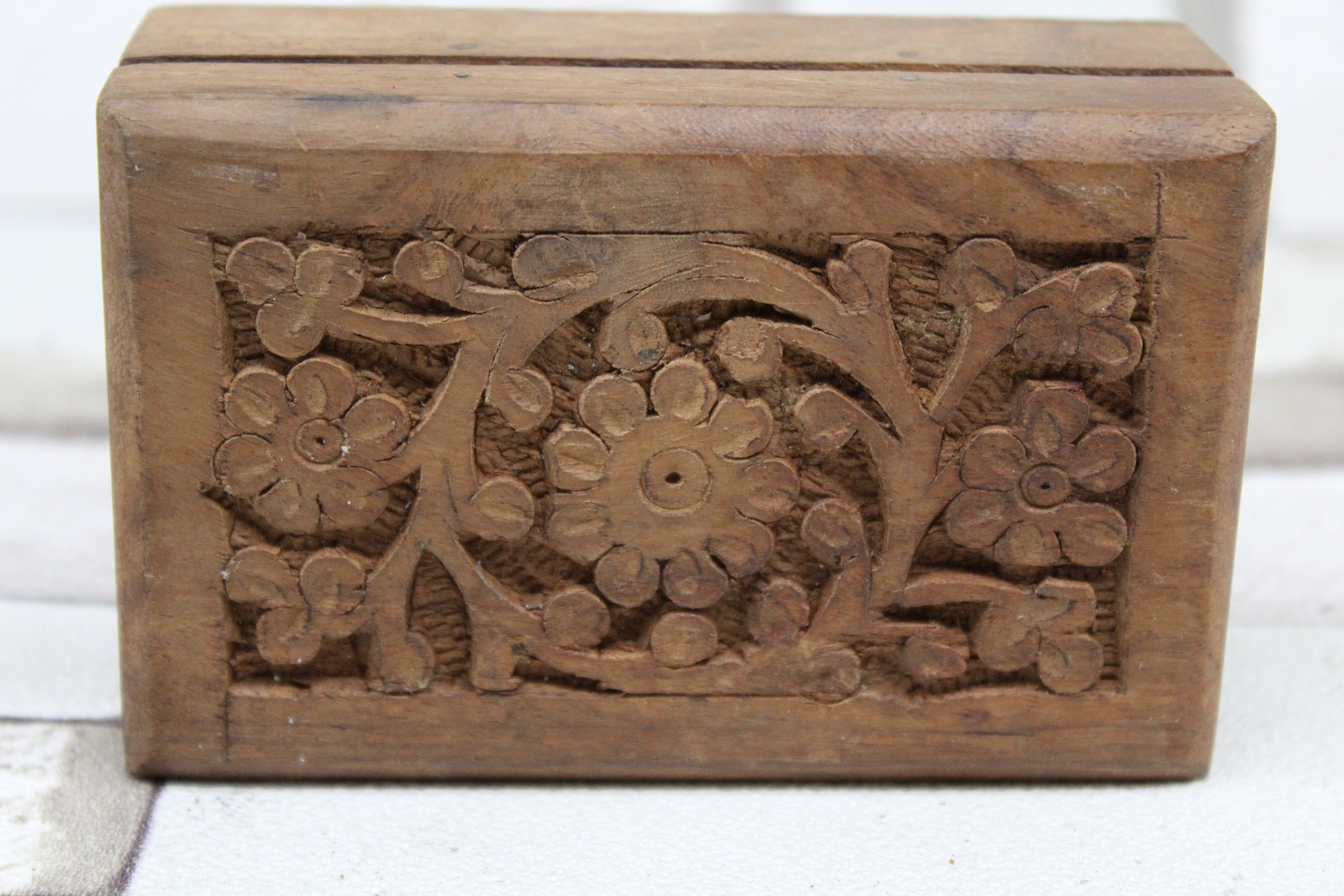 Hand-engraved Wooden Box Vintage Keepsake Box Wooden Jewelry Box Wooden ...