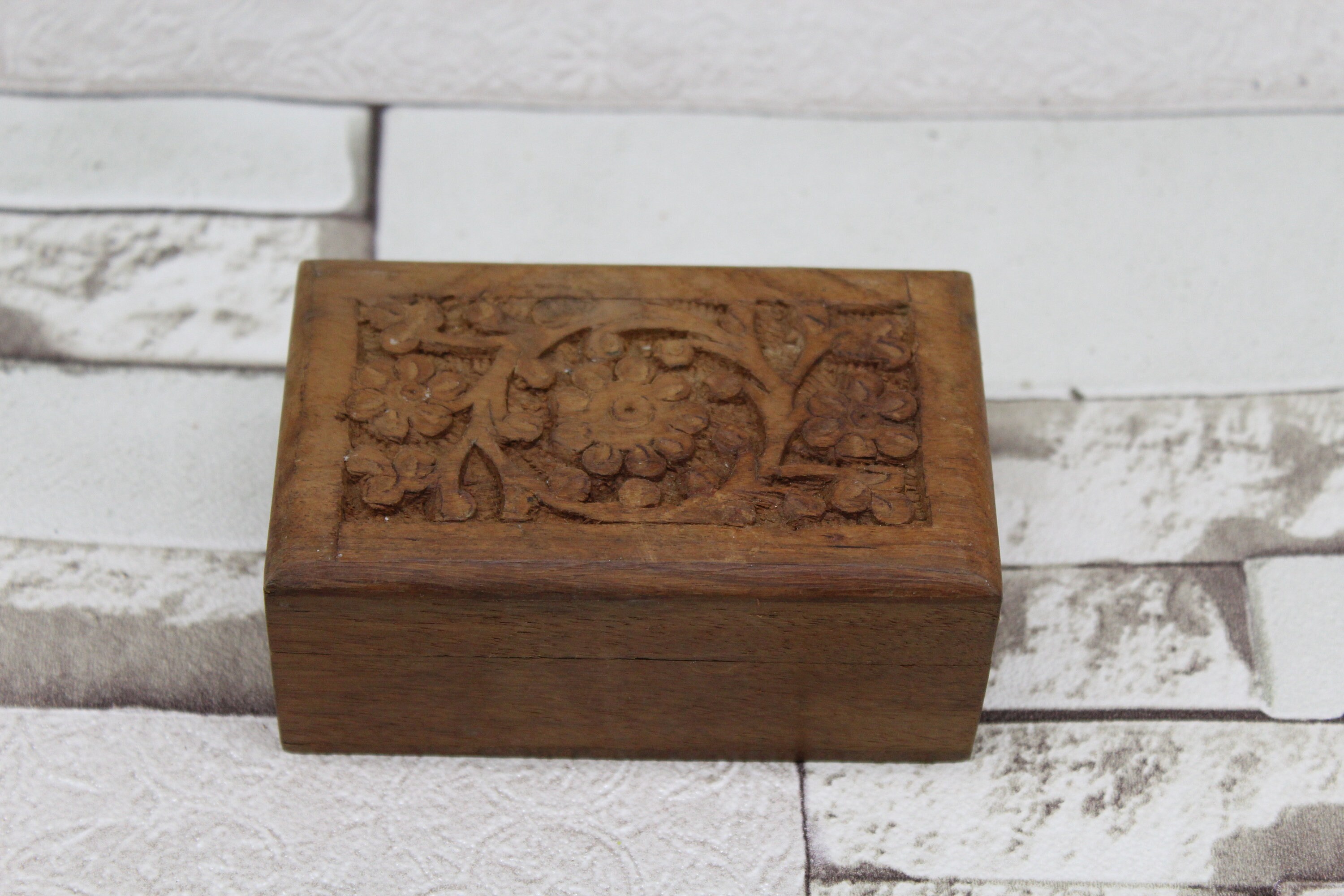 Hand-engraved Wooden Box Vintage Keepsake Box Wooden Jewelry Box Wooden ...