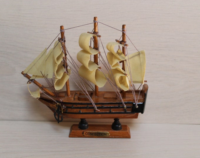 Retro Wooden Model Ship, Handcrafted Wooden Ship Model, Wooden Sailing ...