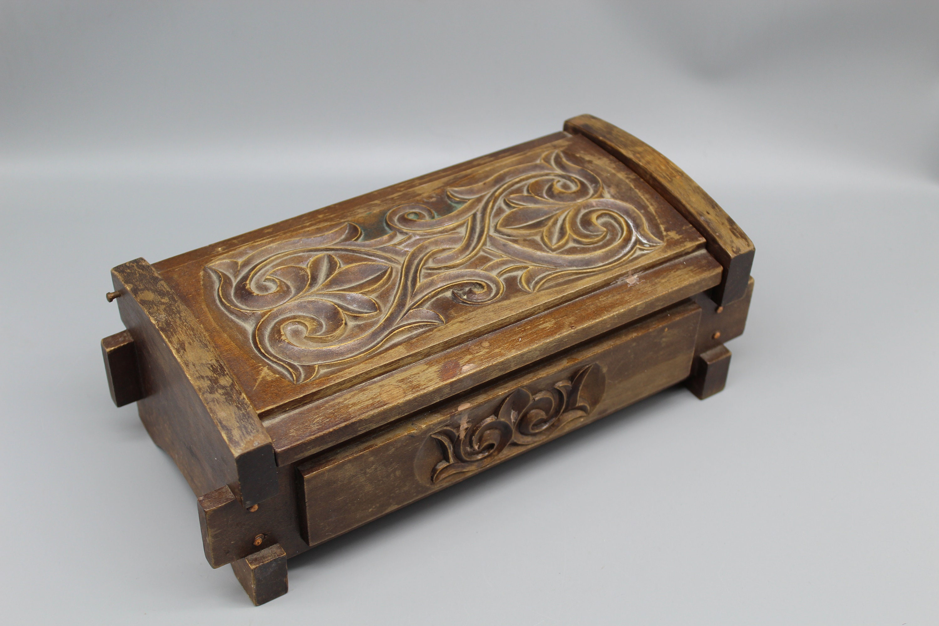 Hand-engraved Wooden Box Vintage Keepsake Box Wooden - Etsy